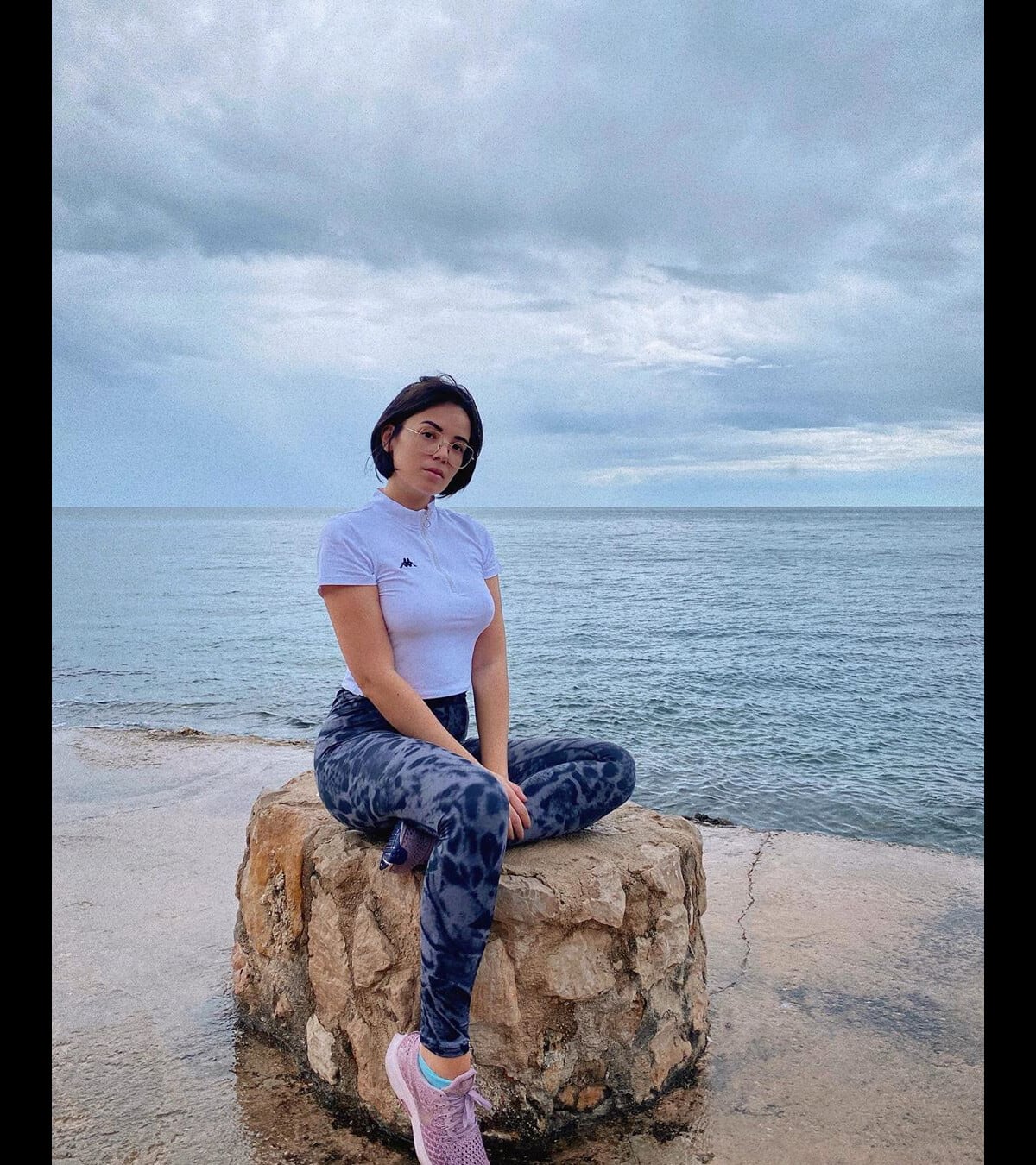 Photo : Agathe Auproux pose sur Instagram, le 19 mai 2020 - Purepeople