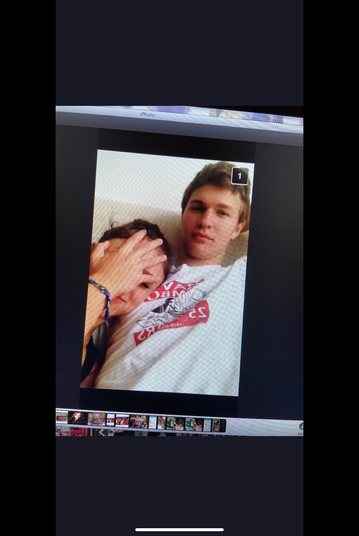 Photo : Ansel Elgort et sa victime présumée, @itsgabby. Photo publiée ...