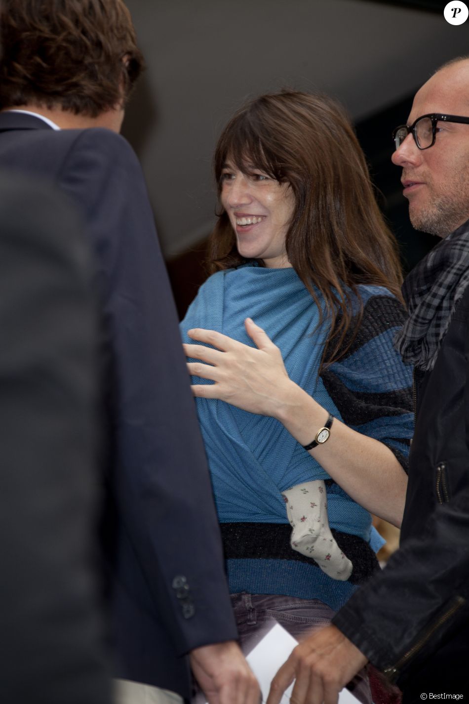 Archives - Charlotte Gainsbourg et sa fille Jo Attal sortant de l ...