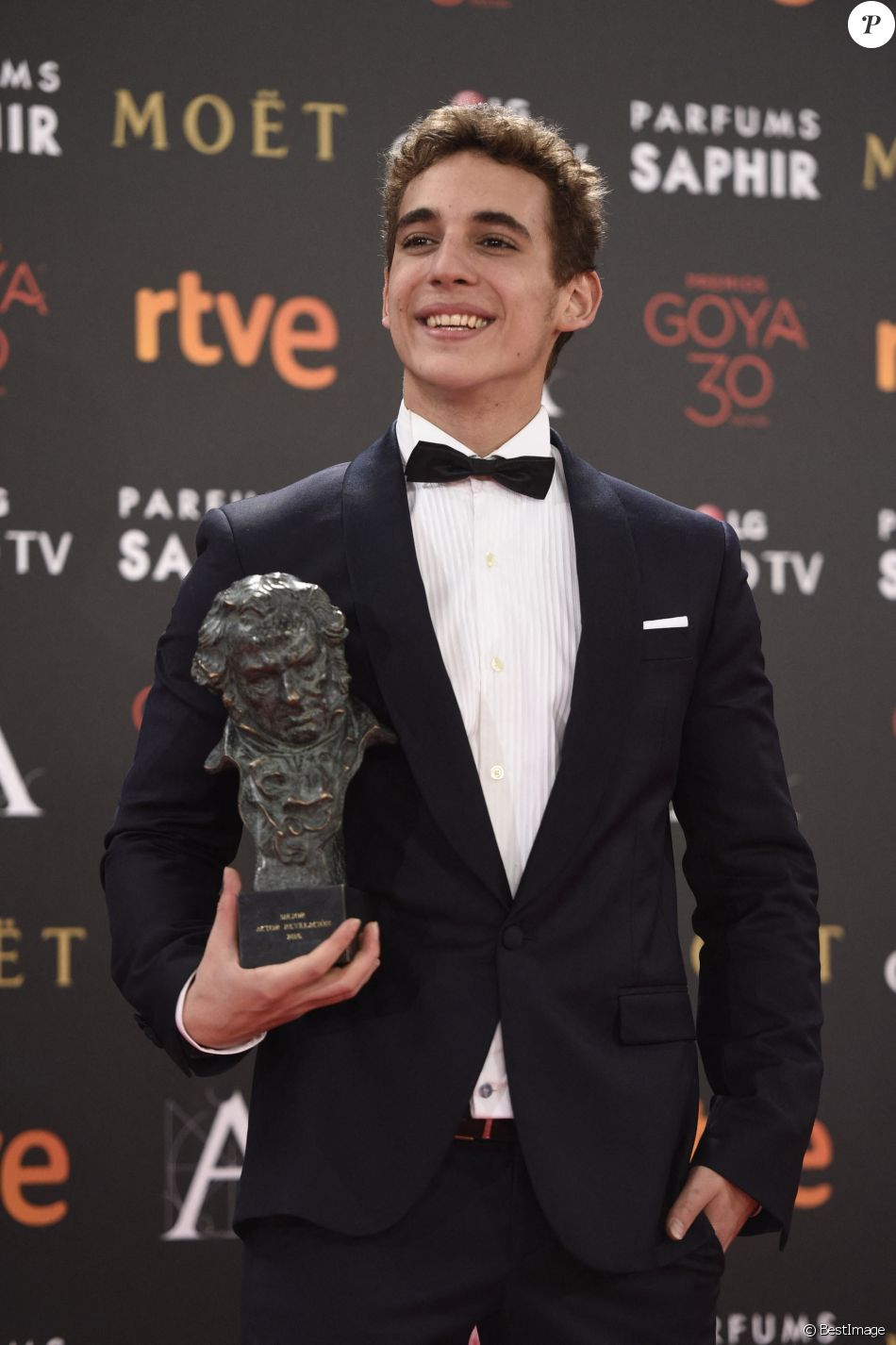 Miguel Herran (Goya de la meilleure révélation masculine pour le film A ...
