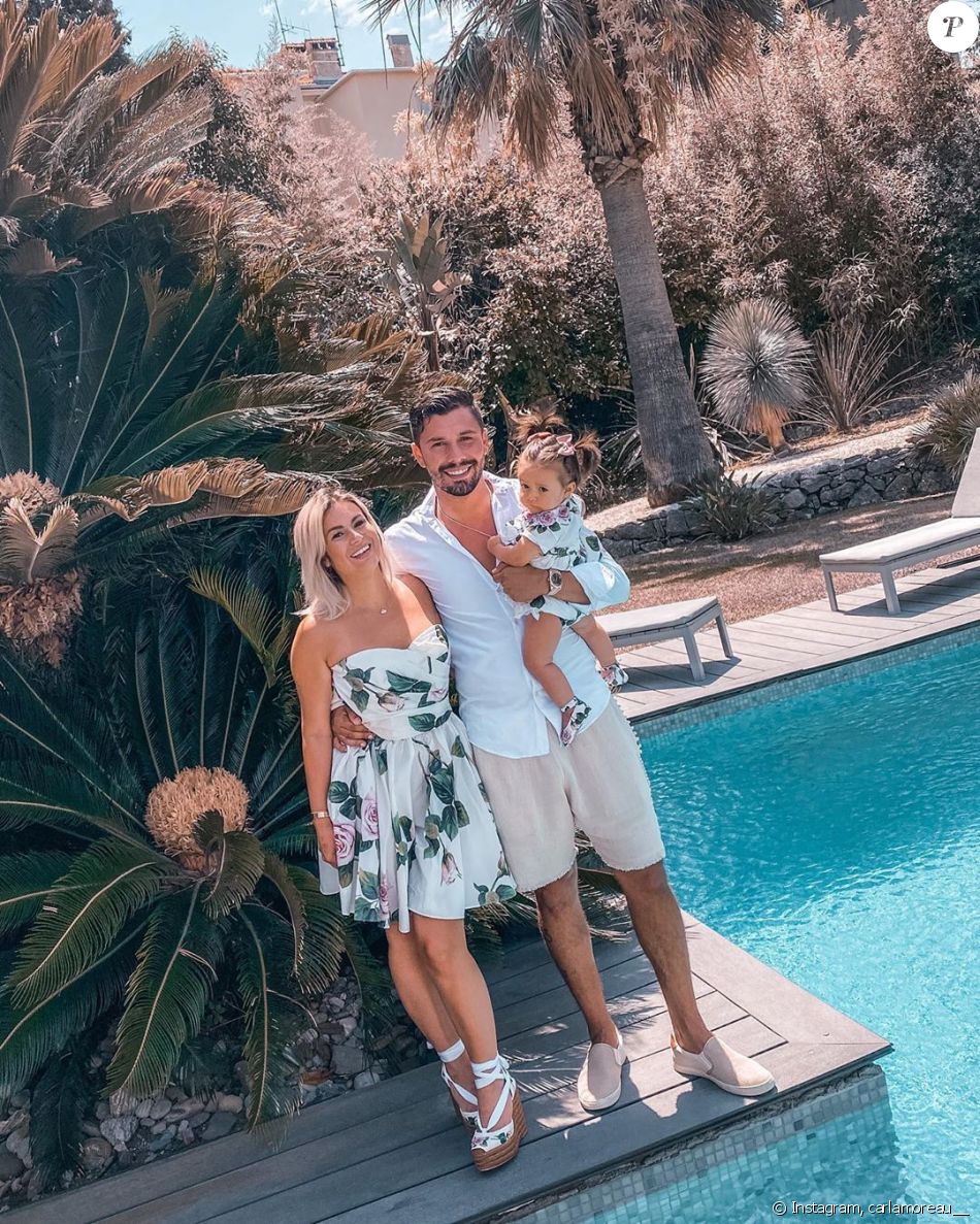 Carla Moreau, Kevin Guedj et Ruby, le 1er août 2020 - Purepeople Carla Moreau, Kevin Guedj et Ruby, le 1er août 2020 - Purepeople