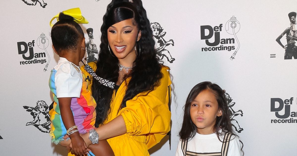Exclusif Cardi B Et Sa Fille Kulture Assistent à La Soirée Exclusive De Teyana Taylor Pour La