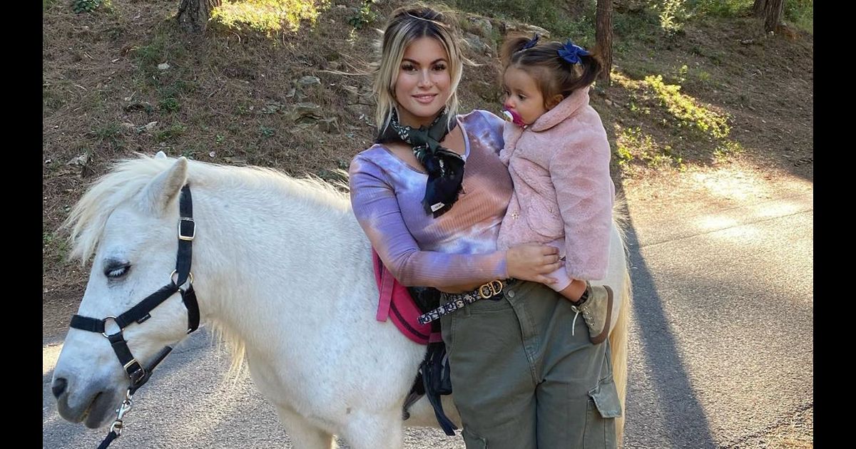 Carla Moreau et sa fille Ruby, le 11 octobre 2020, sur Instagram ...