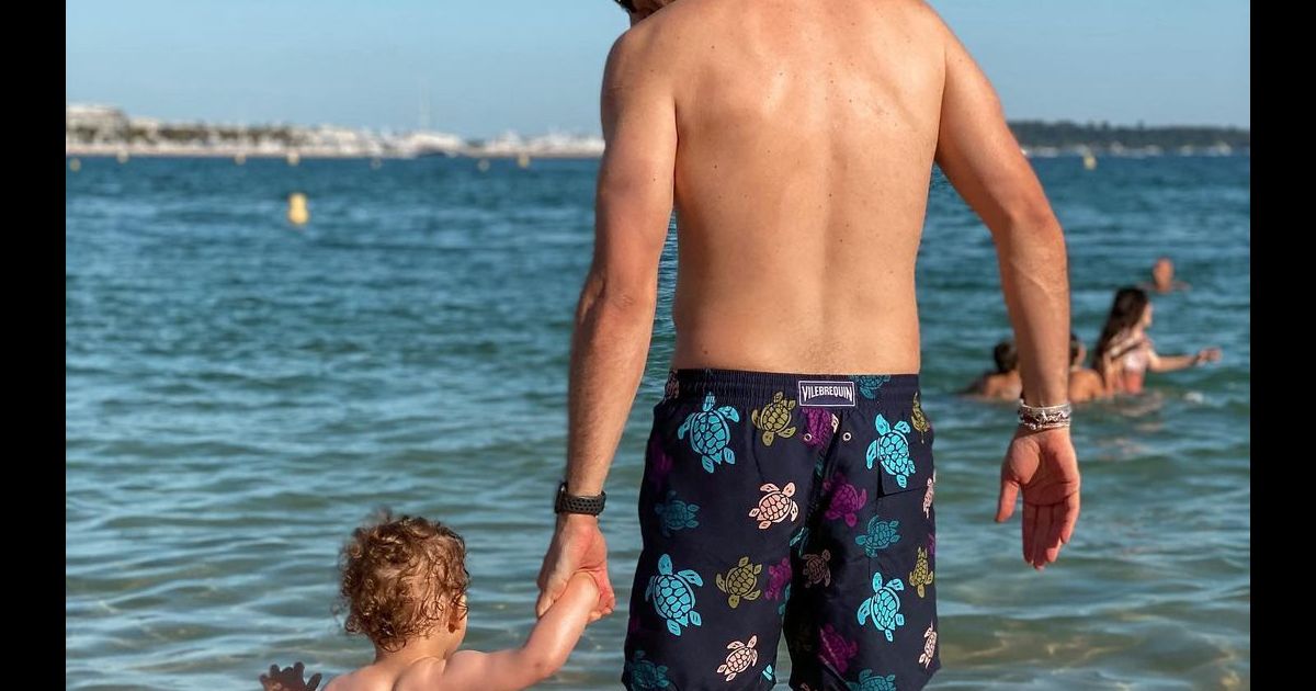 Amir Haddad et son fils sur Instagram, juin 2020. - Purepeople