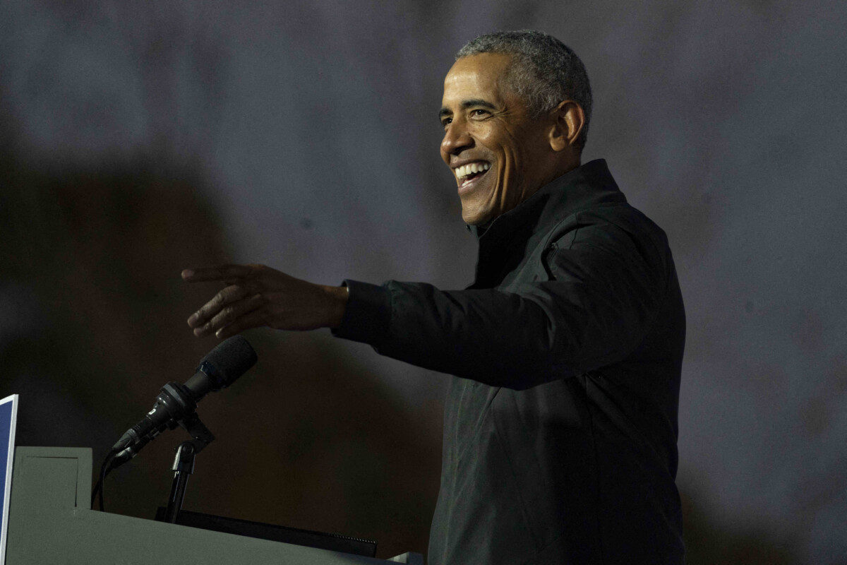 Photo : Barack Obama à Detroit, dans le Michigan, le 31 octobre 2020 ...