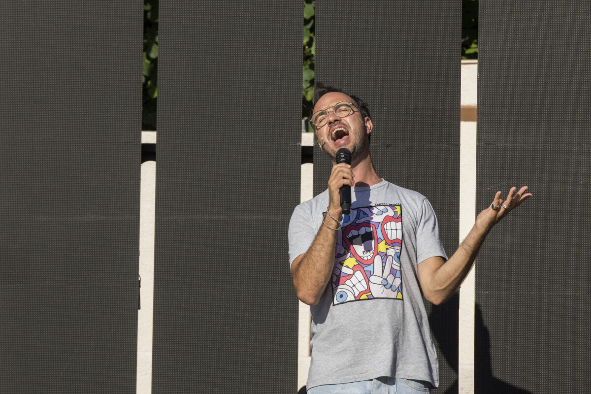 Photo : Exclusif - L'humoriste Jarry avant son spectacle au Festival de ...