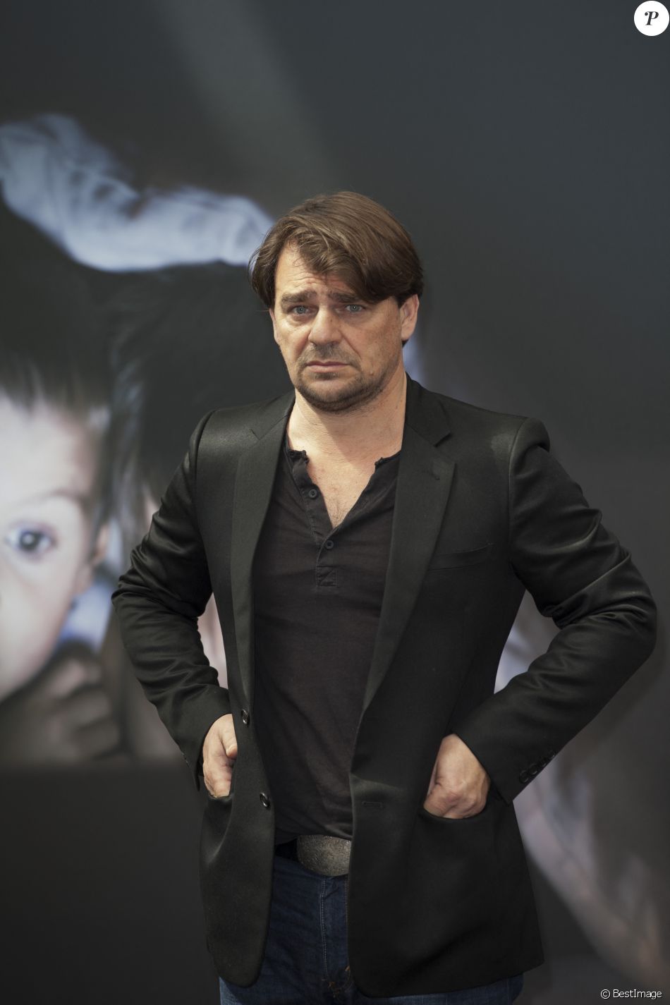 Thierry Godard - Photocall de Engrenages lors du 55ème festival de ...