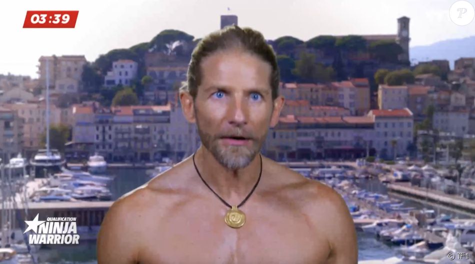 Gwendal Peizerat, champion de patinage sur glace, s'est essayé au parcours de Ninja Warrior le ...