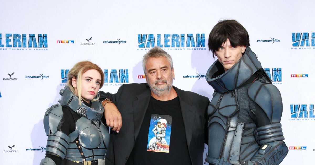 Luc Besson à la première de Valérian et la Cité des milles planètes à ...