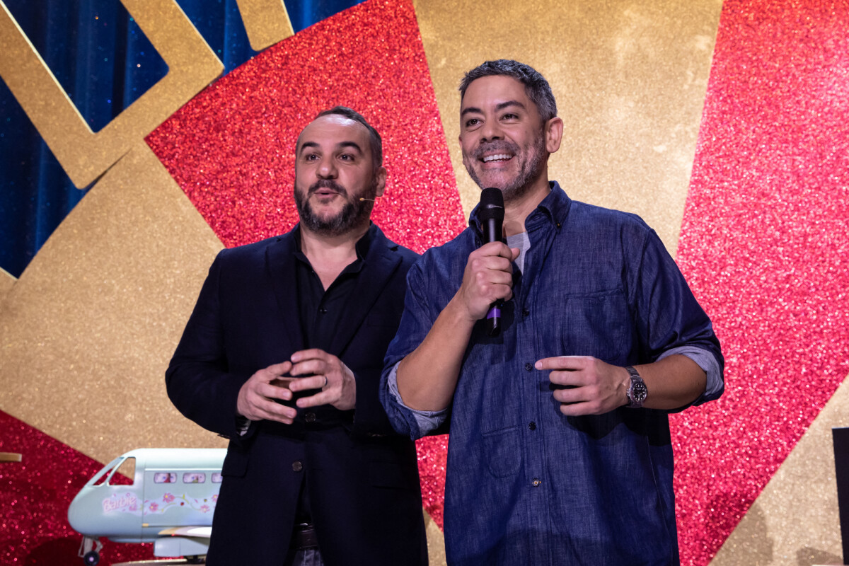 Photo : Exclusif - François-Xavier Demaison et Manu Payet - Vente aux ...