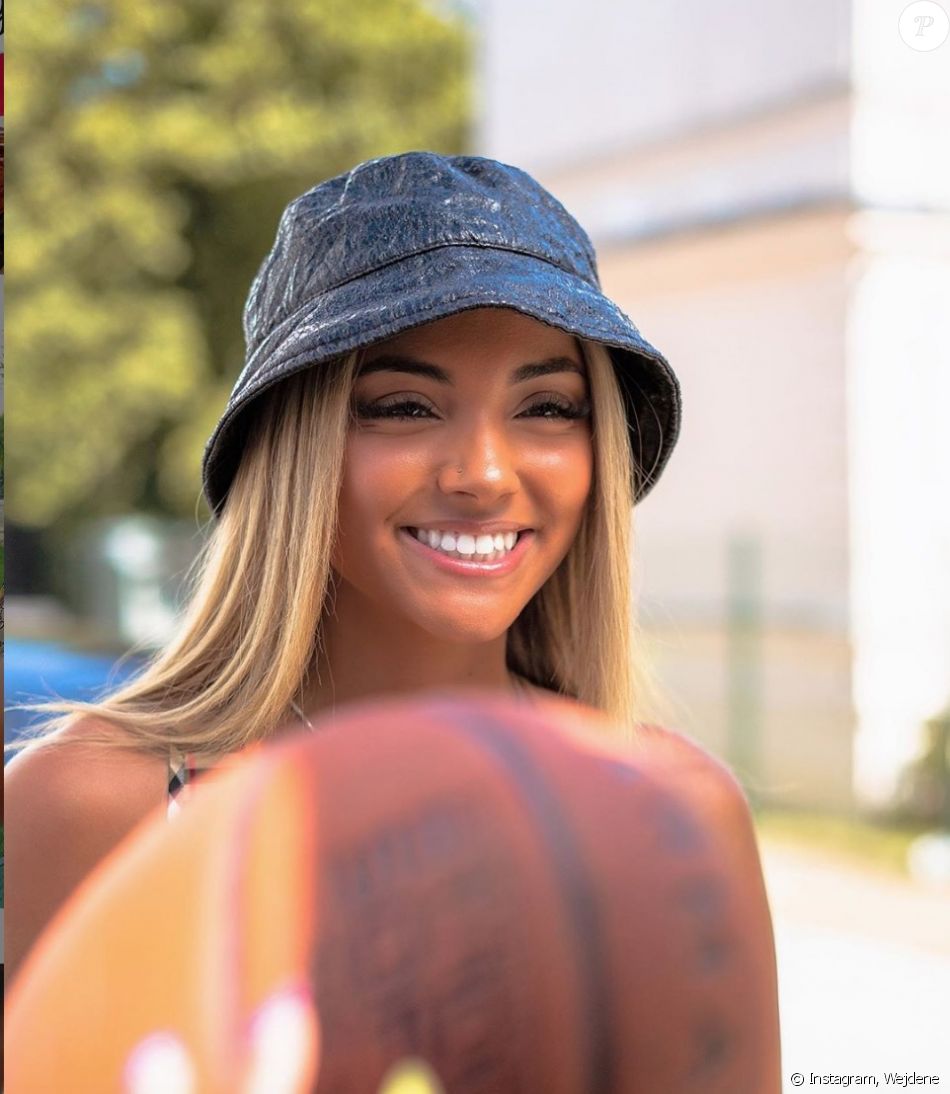 Wejdene change de look, les internautes la croient enceinte : le ...