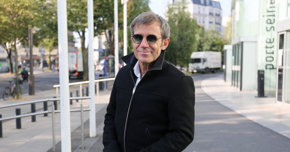 Le journaliste français de 55 ans, David Pujadas, qui officie ...