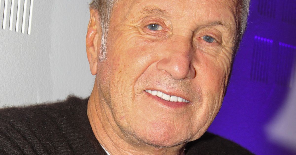 Exclusif - Yves Rénier à l'émission Le show de Luxe sur la radio ...