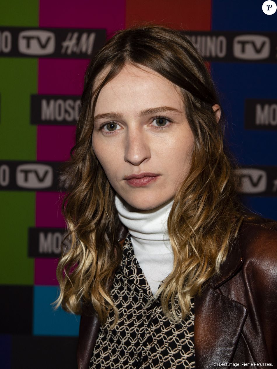 Christa Theret - Soirée de lancement de la collection H&M x Moschino au ...
