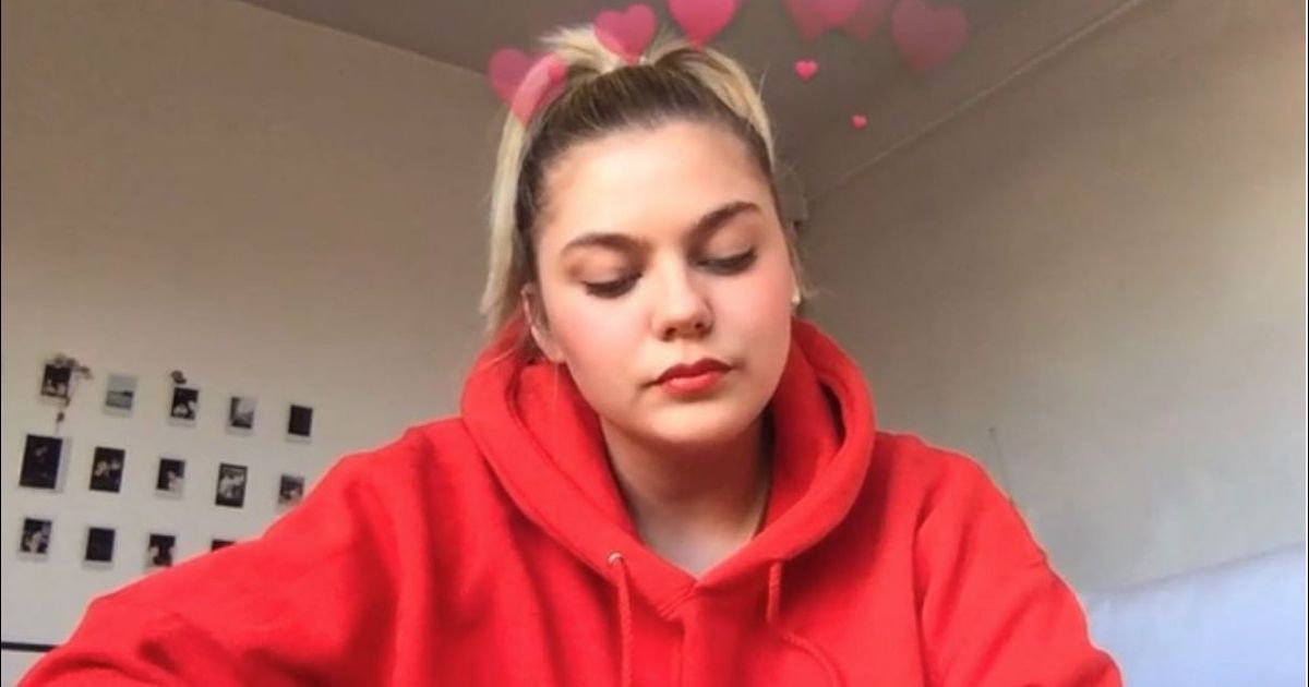 Louane sur Instagram. Le 23 mars 2021. - Purepeople