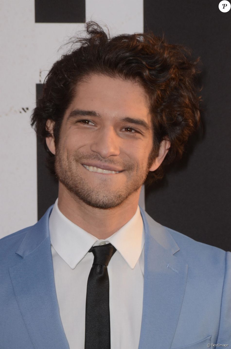 Tyler Posey : Coming out queer pour le beau gosse de Teen Wolf : le ...