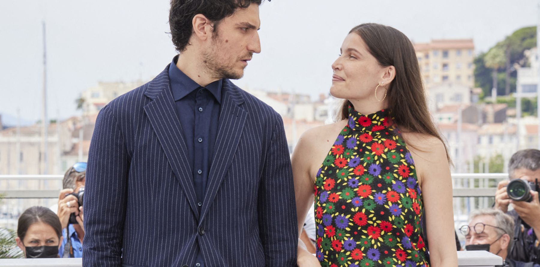 Laetitia Casta et Louis Garrel réunis à Cannes : le couple affiche sa ...