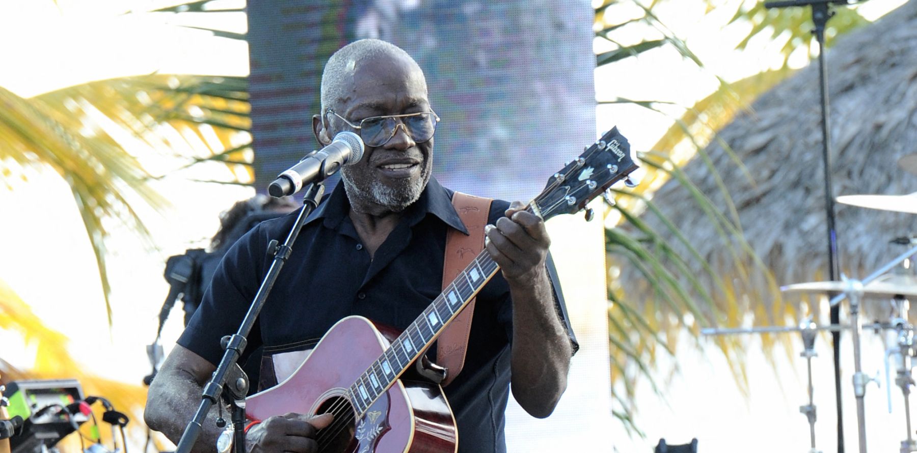 Obsèques de Jacob Desvarieux (Kassav') : 600 personnes et des ...