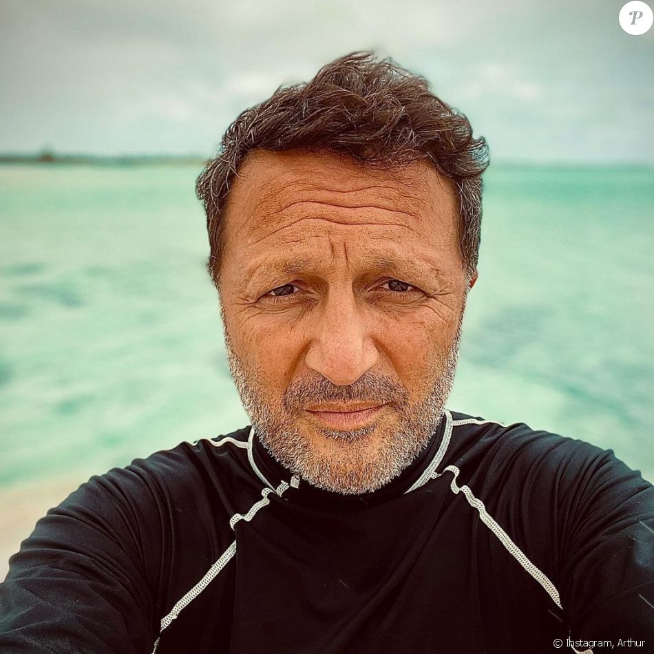 Arthur sur Instagram. - Purepeople