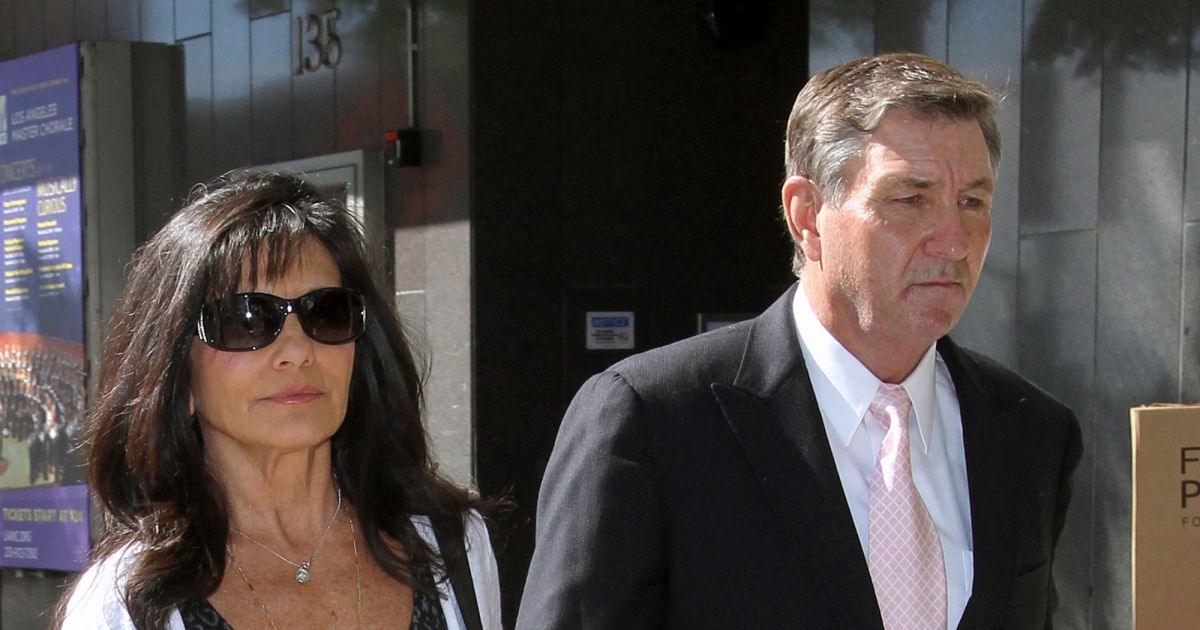 Les parents de Britney Spears, Lynne et Jamie, arrivent au tribunal de ...