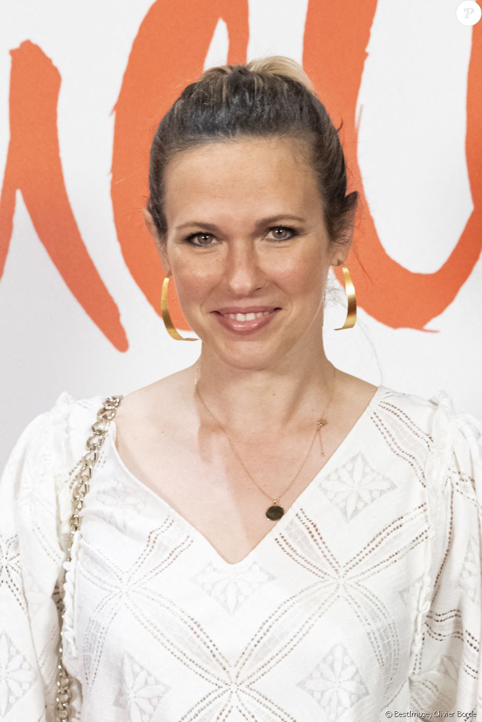 Lorie (Laure Pester) - Avant-première parisienne du film Cruella au ...