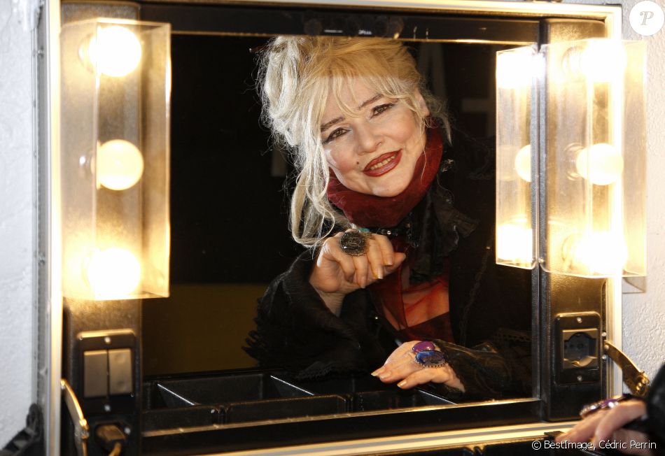 Exclusif - Armande Altaï pose à Paris le 31 janvier 2020. © Cédric ...