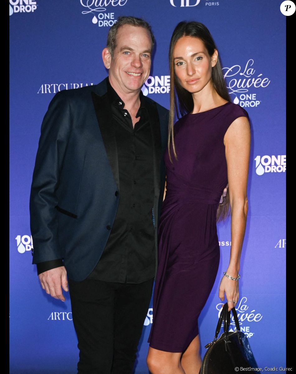 Garou a une nouvelle et jeune compagne : première apparition avec la ...