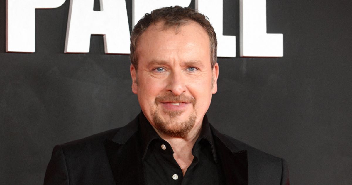Fernando Cayo à la première de la série La Casa De Papel - Saison ...