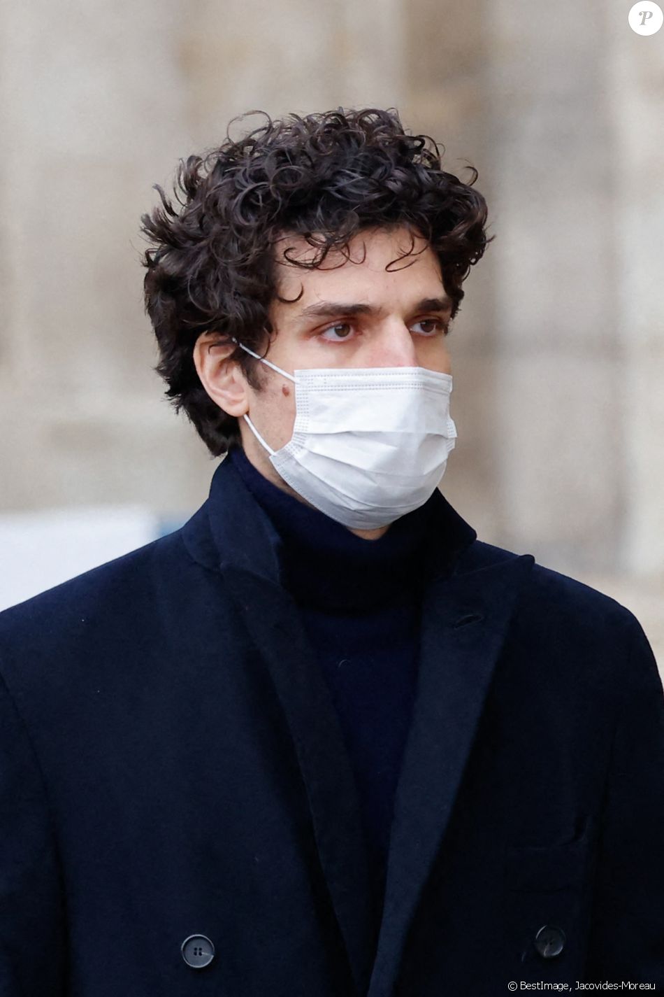 Louis Garrel - Arrivées aux obsèques (bénédiction) de Gaspard Ulliel en ...