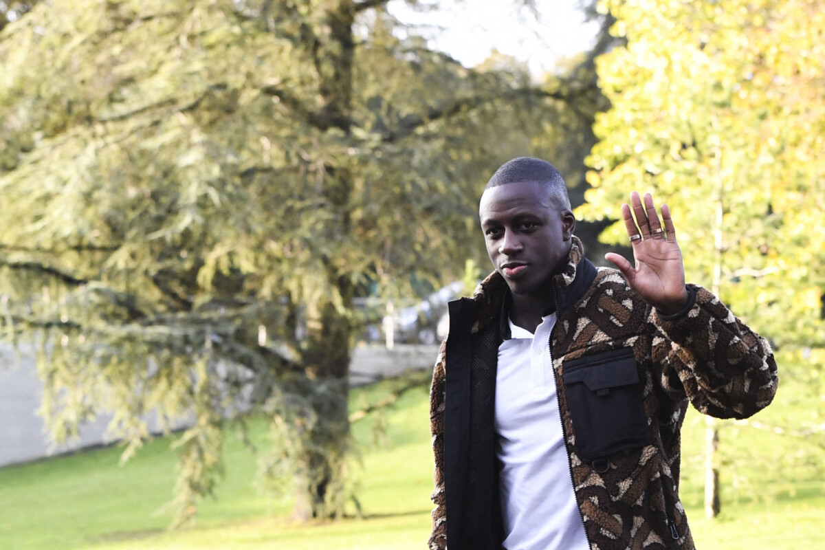 Photo : Benjamin Mendy - Les joueurs de l'équipe de France se rendent à ...