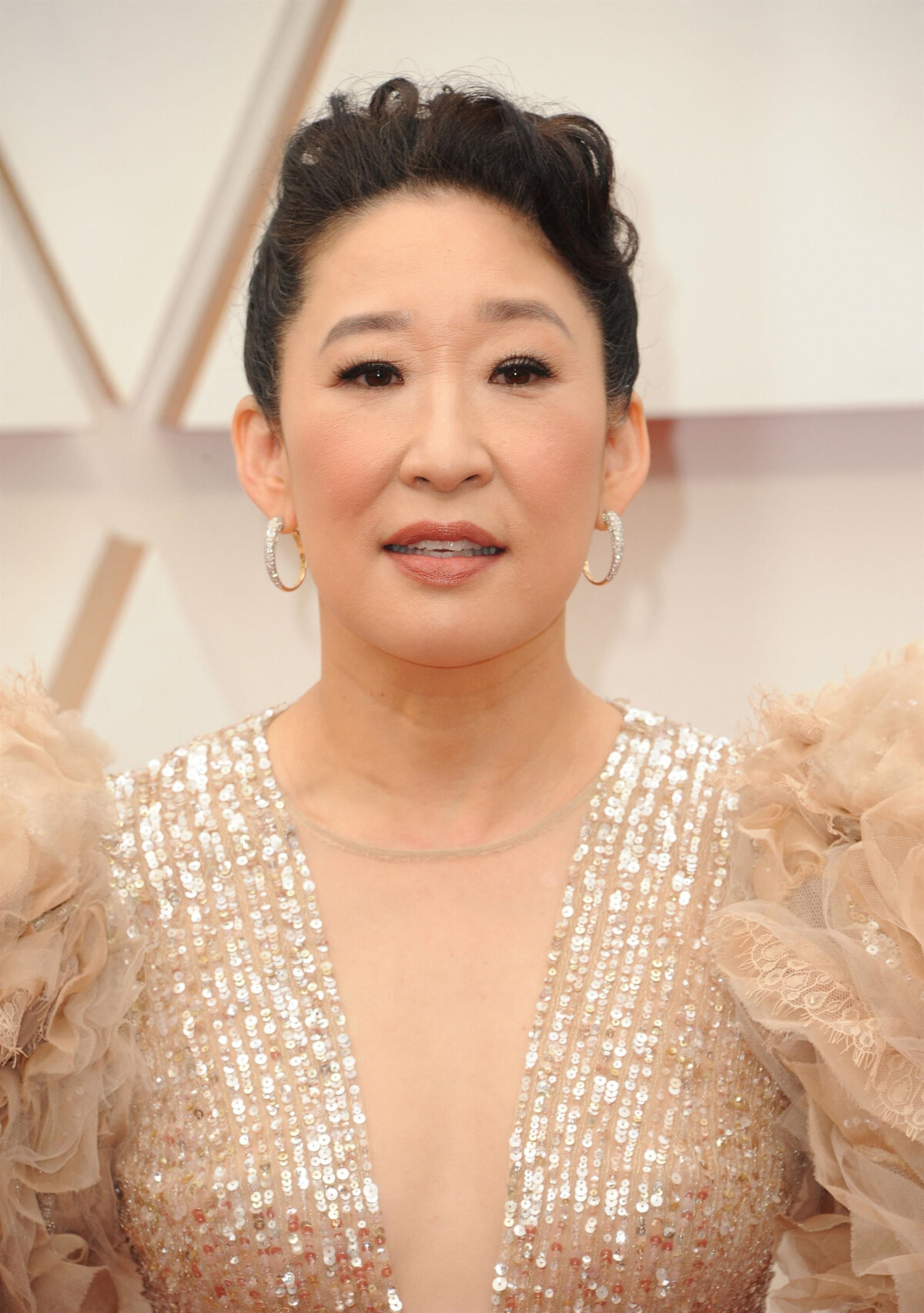 Photo : Sandra Oh lors du photocall des arrivées de la 92ème cérémonie ...