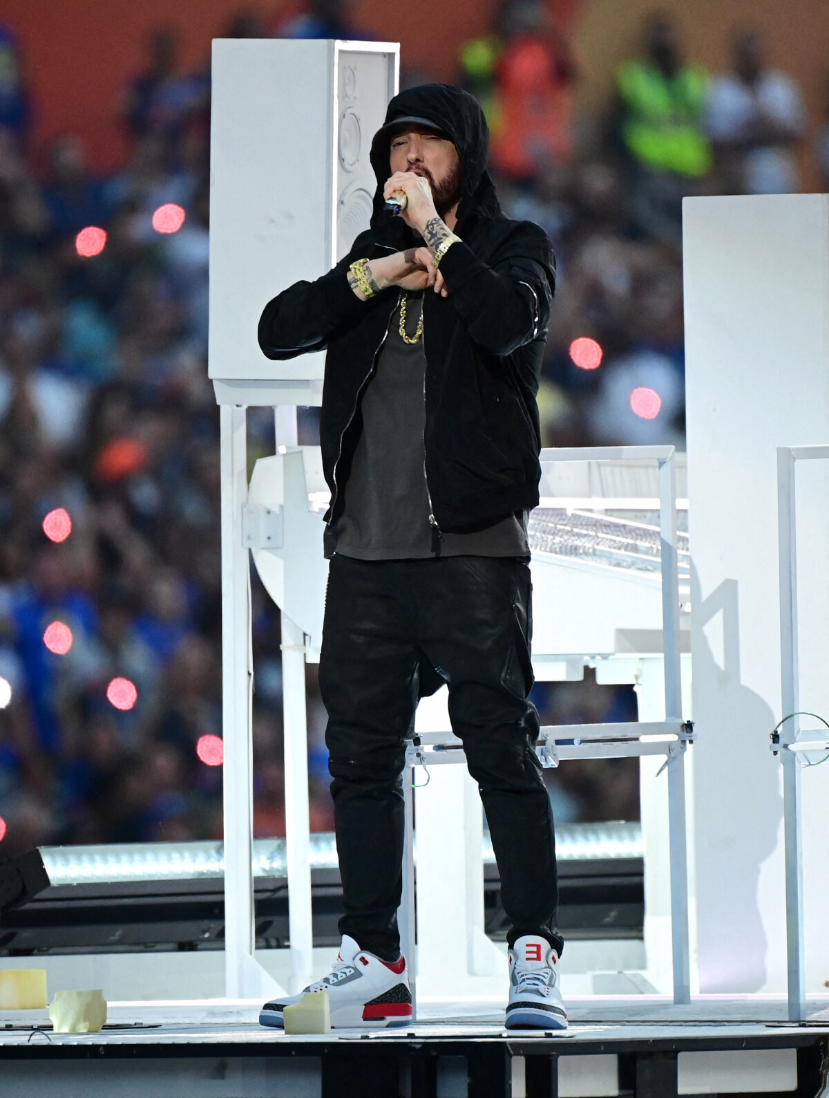 Photo : Eminem pendant la mi-temps du Super Bowl LVI à Los Angeles, le ...