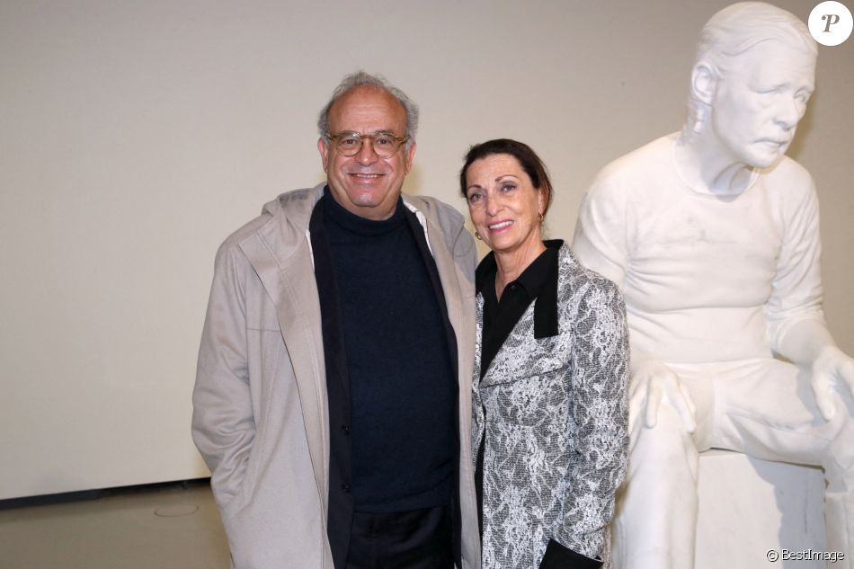 Le professeur David Khayat et sa femme Joselyne Khayat - Vernissage de ...