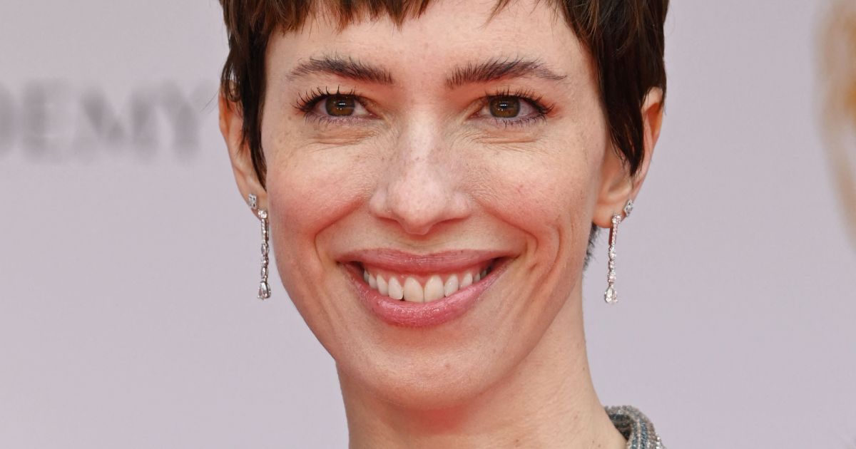 Rebecca Hall - Photocall de la cérémonie des BAFTA 2022 (British ...