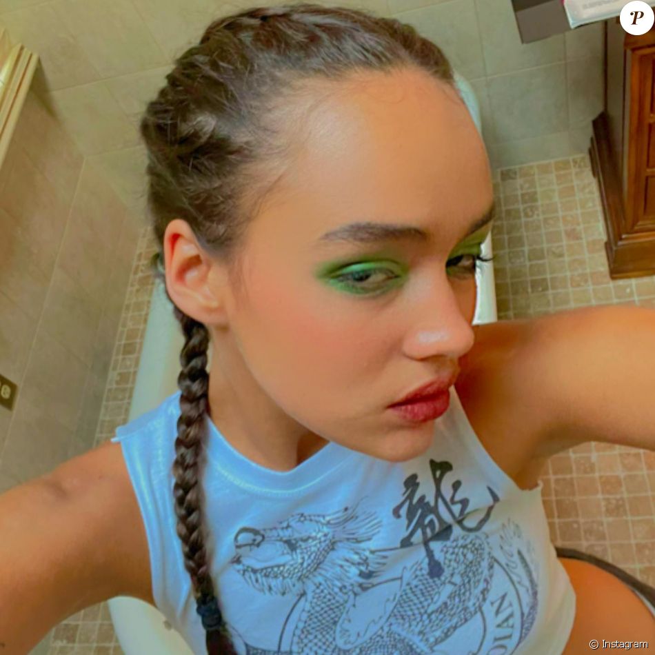 Thalia Besson sur Instagram. - Purepeople