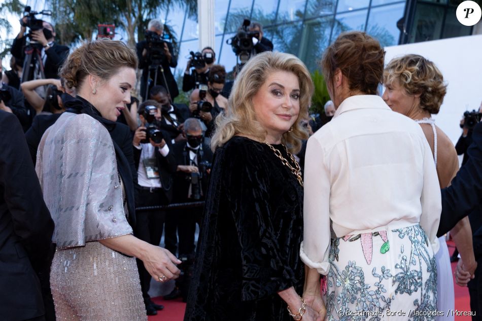 Melissa George, Catherine Deneuve, Emmanuelle Bercot - Montée des ...