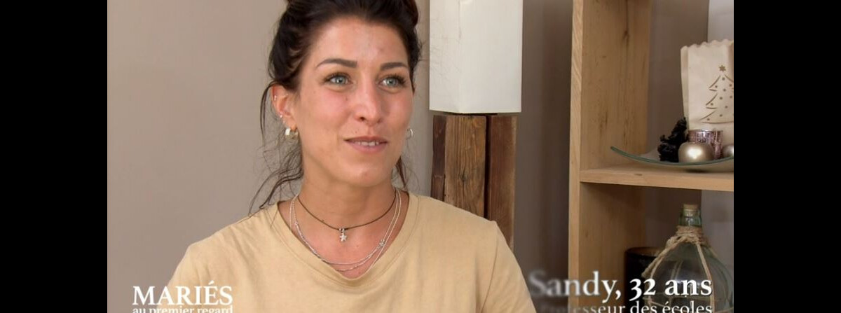 Photo : Sandy de "Mariés au premier regard", sur M6 - Purepeople