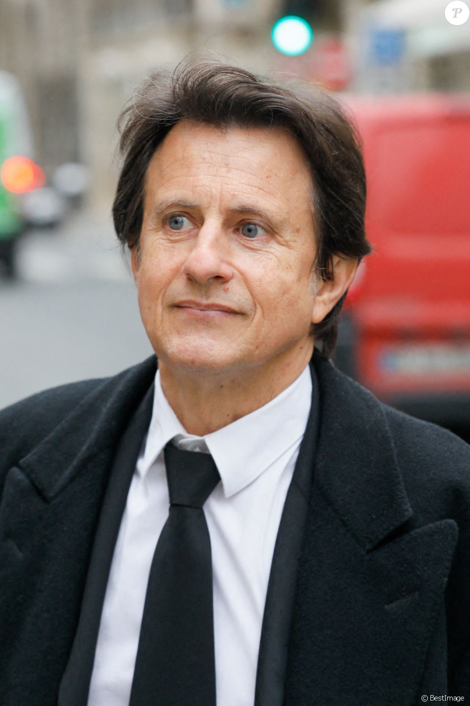Vincent Perrot - Arrivées à la messe hommage à Rémy Julienne en l ...