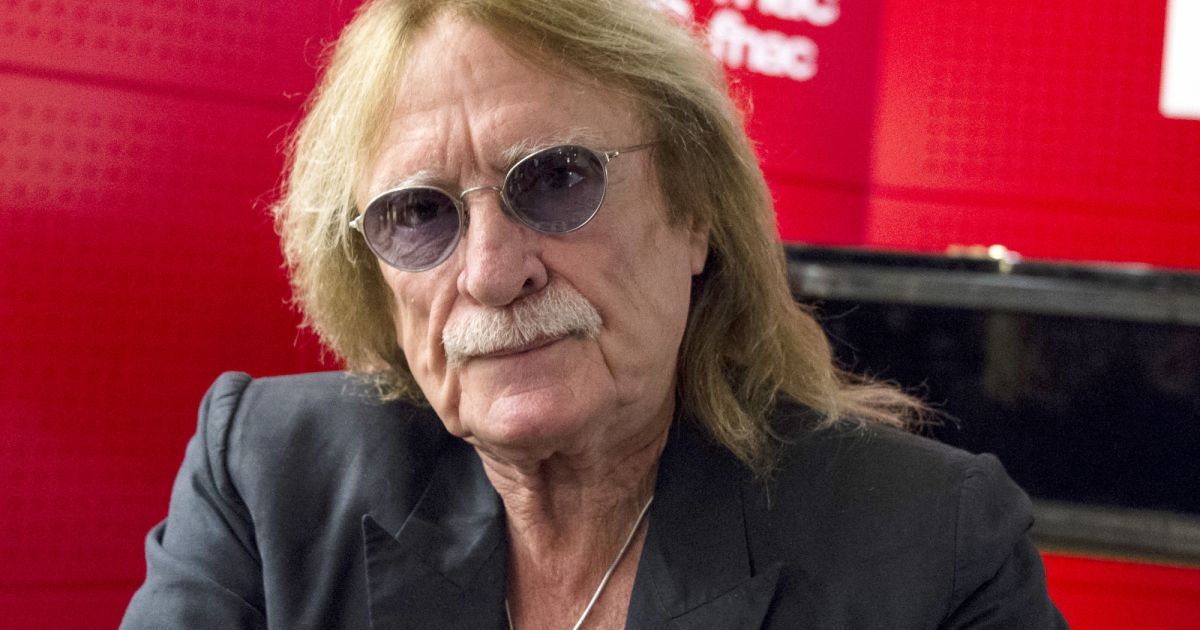 Exclusif - Le chanteur Christophe (Daniel Bevilacqua) en showcase ...