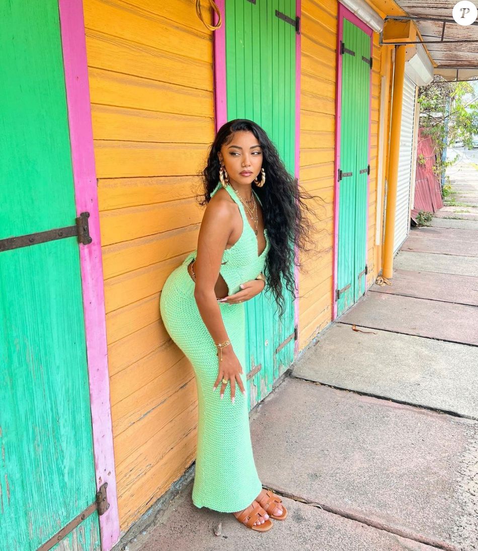 Wejdene sur Instagram - Purepeople