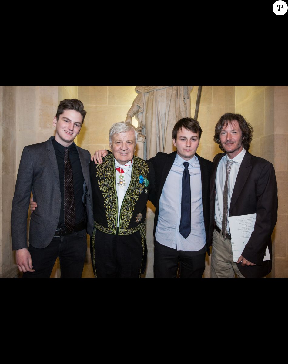 Mort de Jacques Perrin : À 27 ans, son fils Maxence, Pépinot dans "Les ...