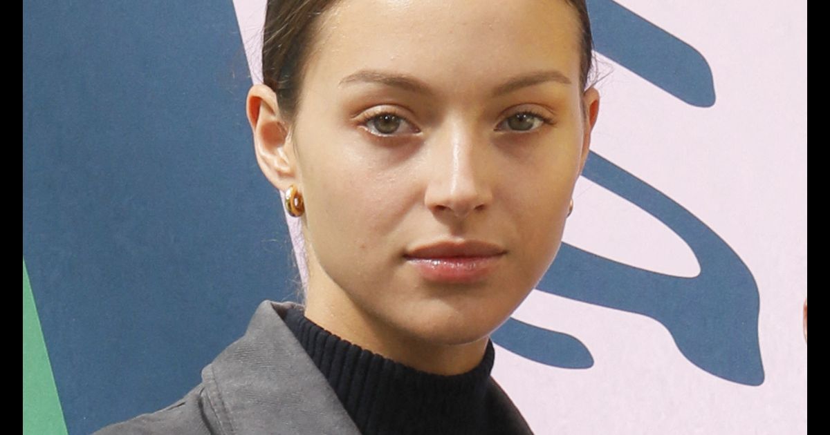 Jenaye Noah - Photocall des people au défilé de mode homme Kenzo ...