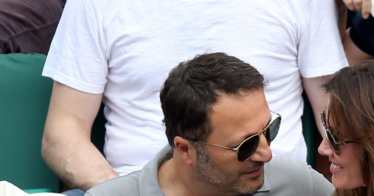 Arthur (Jacques Essebag) et sa compagne Mareva Galanter dans les tribunes lors de la finale ...