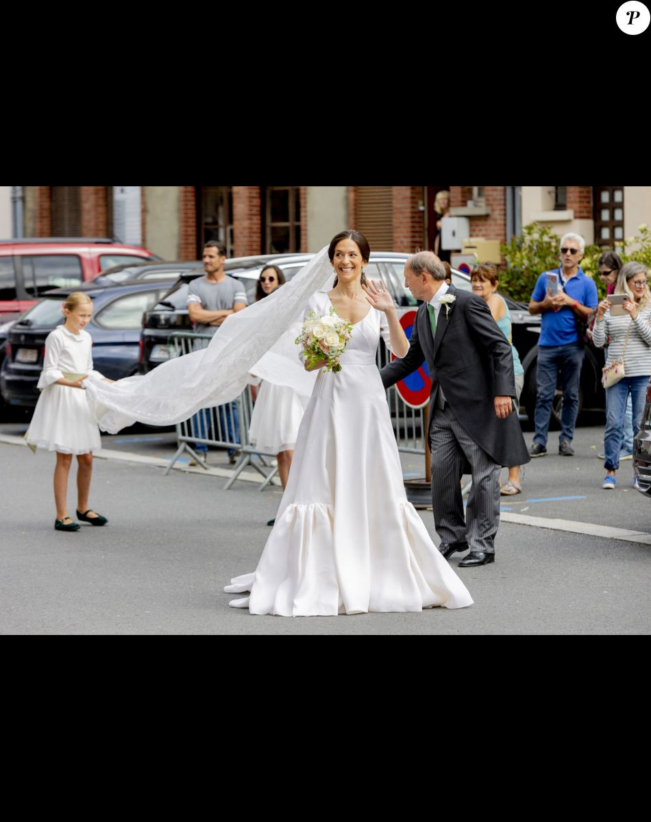 Mathilde de Belgique coquette en robe verte : mariage grandiose en ...