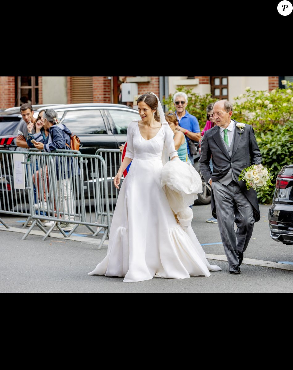 Mathilde de Belgique coquette en robe verte : mariage grandiose en ...
