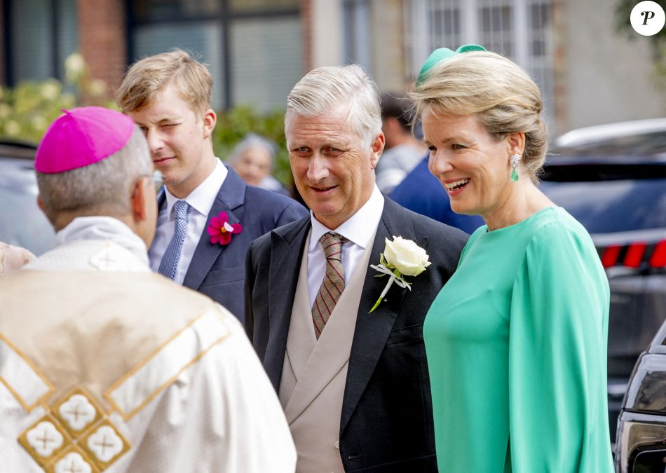 La reine Mathilde, le roi Philippe et le prince Emmanuel de Belgique ...