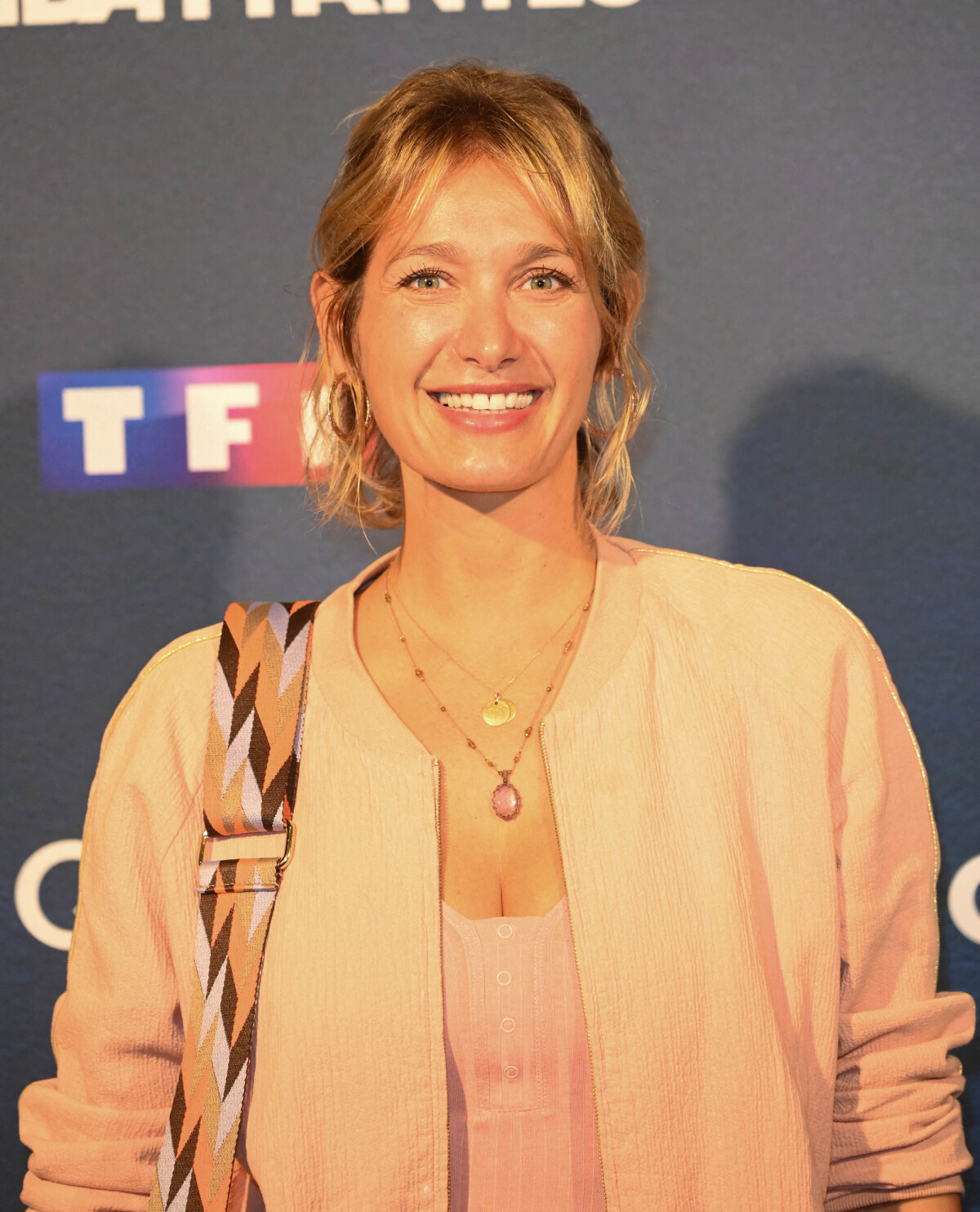 Photo : Caroline Anglade - Projection de la Mini-Série "Les ...