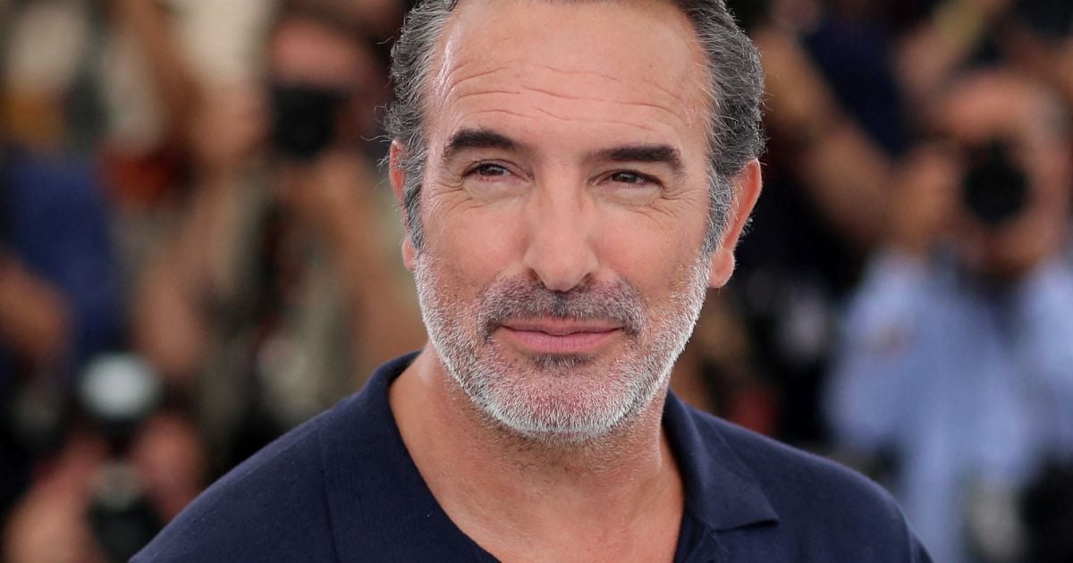 Jean Dujardin au photocall du film Novembre lors du 75ème Festival ...