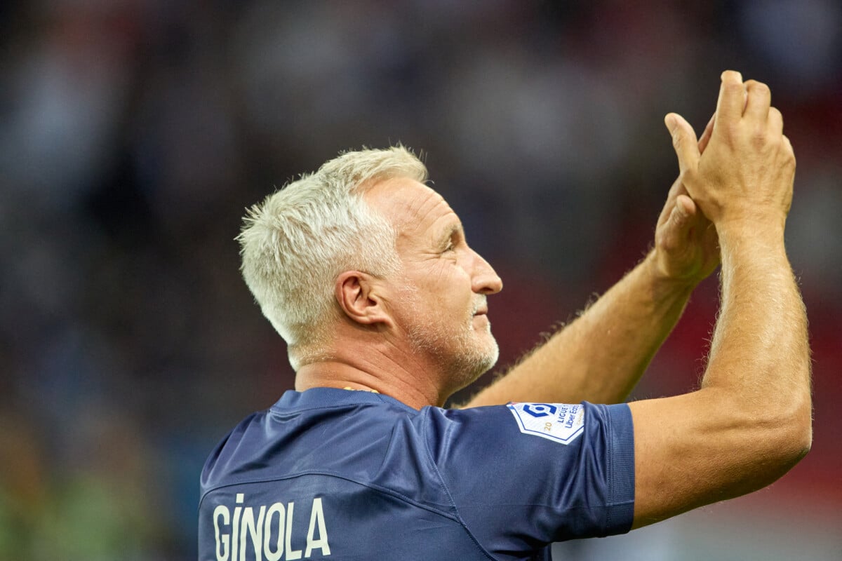 Photo : David Ginola - People au match de Ligue 1 Uber Eats "PSG -OM ...