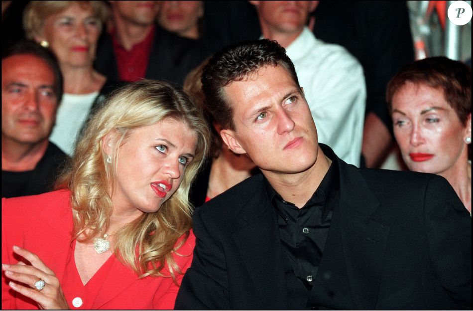 Michael Schumacher et sa femme Corinna en 1996. - Purepeople